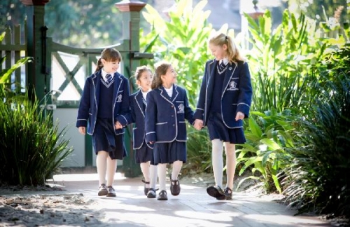 LAURISTON GIRLS' SCHOOL - Armadale - The National Education Directory ...